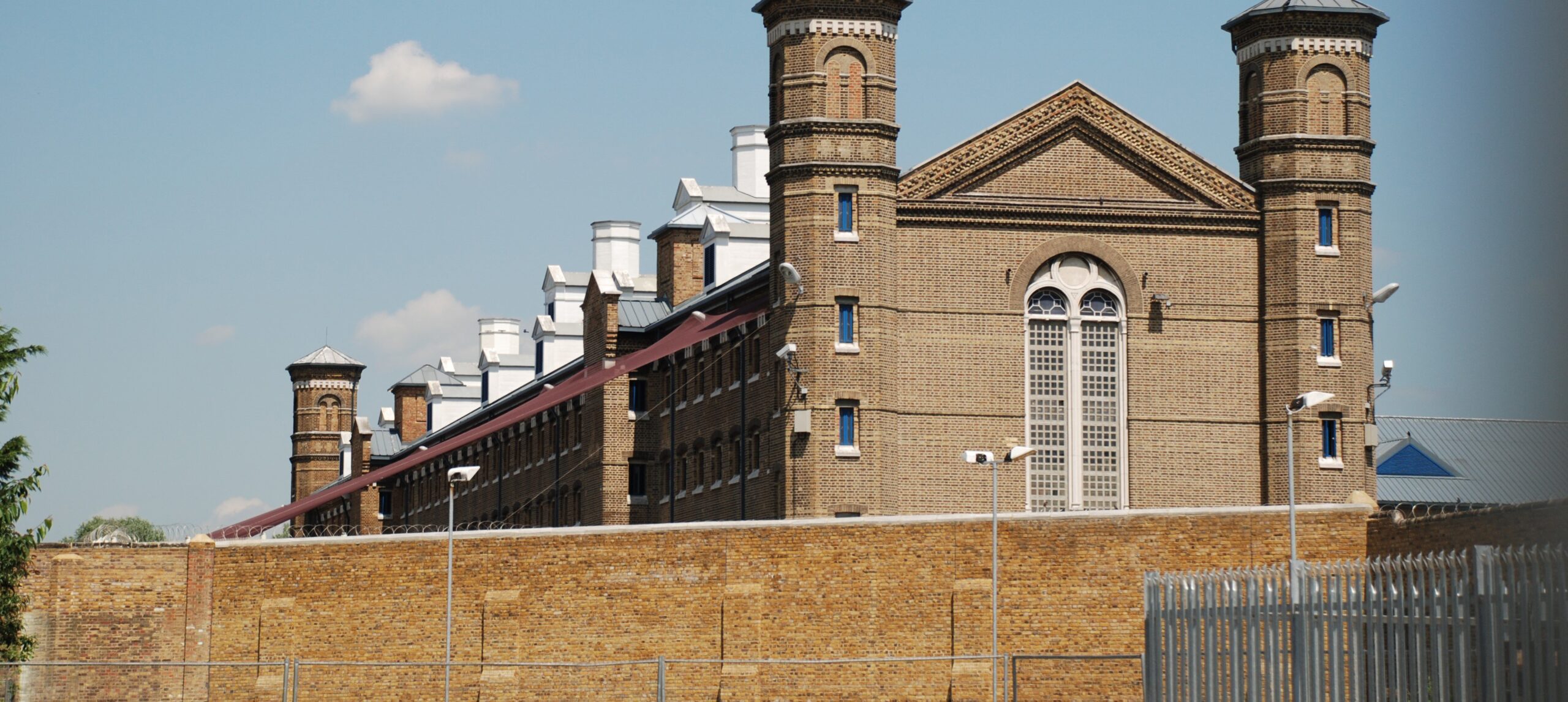 Improving mental health and wellbeing in prisons - Centre for Mental Health